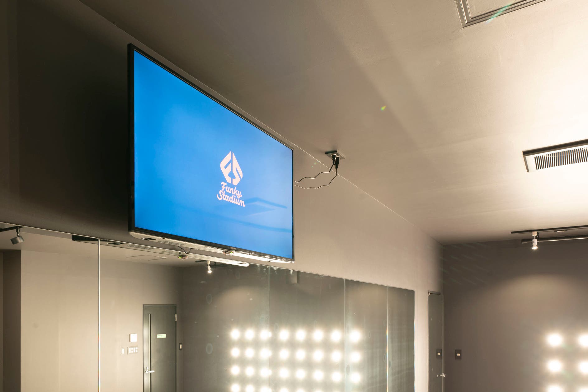 【ファンキースタジアムC studio】動画撮影・トレーニングスペースとしても使えるダンススタジオ！の写真5