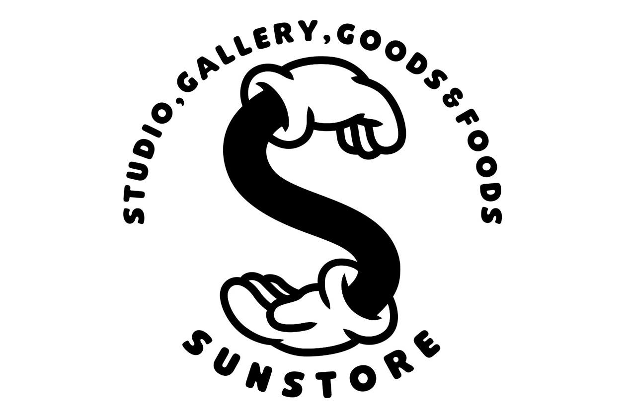 【京成八幡徒歩3分】バス通りの路面店、自然光の入る大きな窓、白が基調な明るい空間/２Fはフォトスタジオの写真4