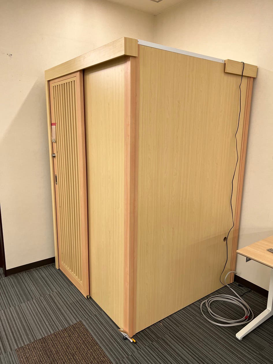 葛西駅西口徒歩1分のシェアオフィス、【無料】高速Wi-Fi/モニター/電源/ドリンク等設備充実の写真4