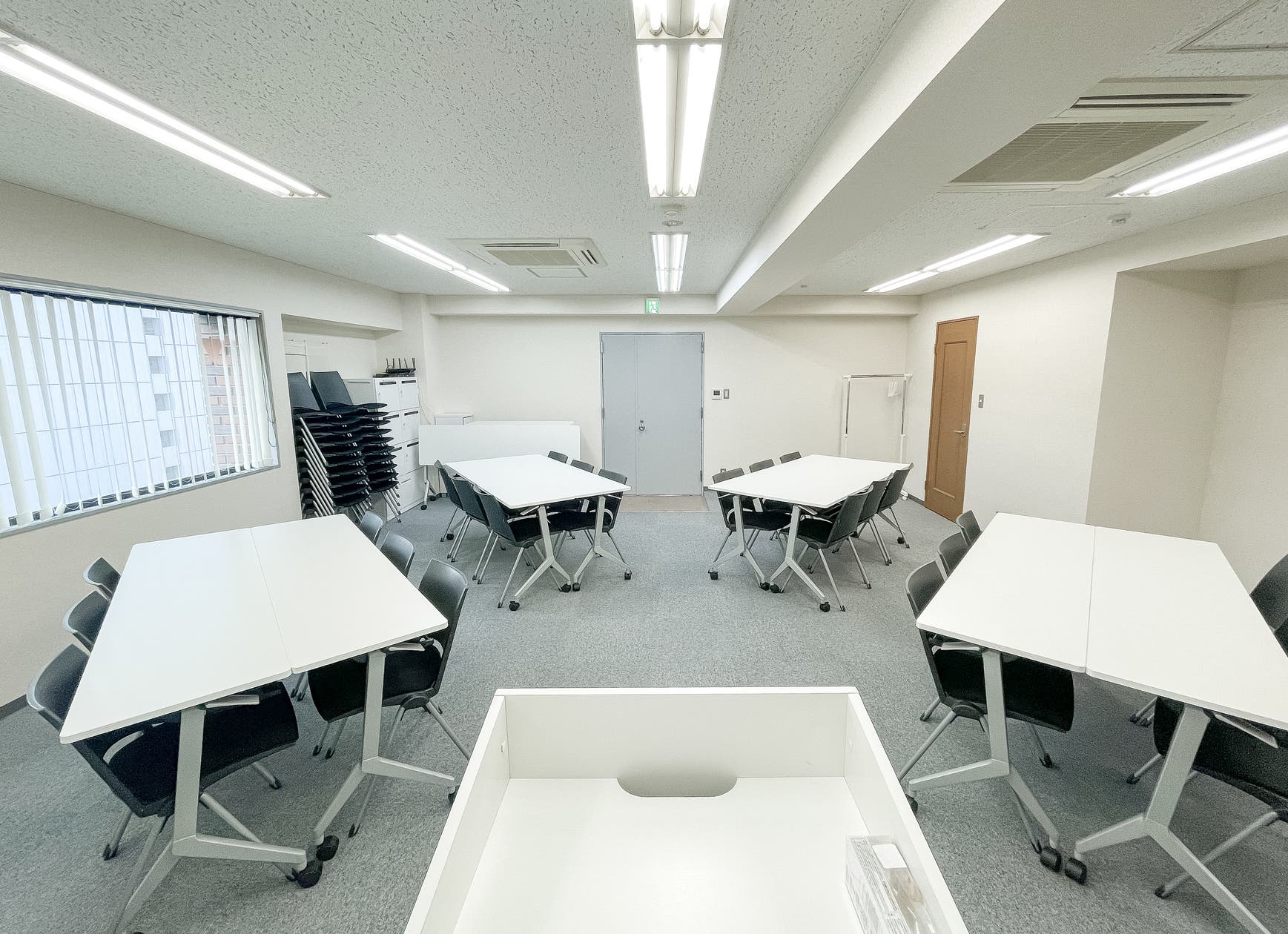 【今だけ割引🎄🪅】駅近🌟授乳室あり🤱WiFi⚡︎会議設備充実🙆‍♀️37名着席可！飲食もできる明るい会議室の写真6