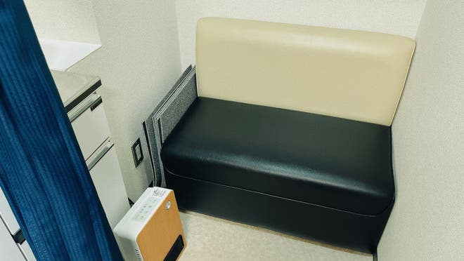 【今だけ割引🎄🪅】駅近🌟授乳室あり🤱WiFi⚡︎会議設備充実🙆♀️37名着席可!飲食もできる明るい会議室の写真15