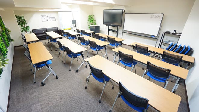 <TimePort木場マルチレンタルスペース>完全個室⭐️高速光回線Wi-Fi/大型モニタ無料!セミナー/会議/研修の写真1