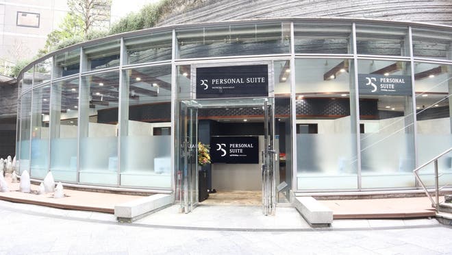 新橋駅直結!【マイナビROOM4】完全個室で転職活動時のWEB面接にぜひ⭐NURO回線で安定の環境。フリードリンク付き!の写真12