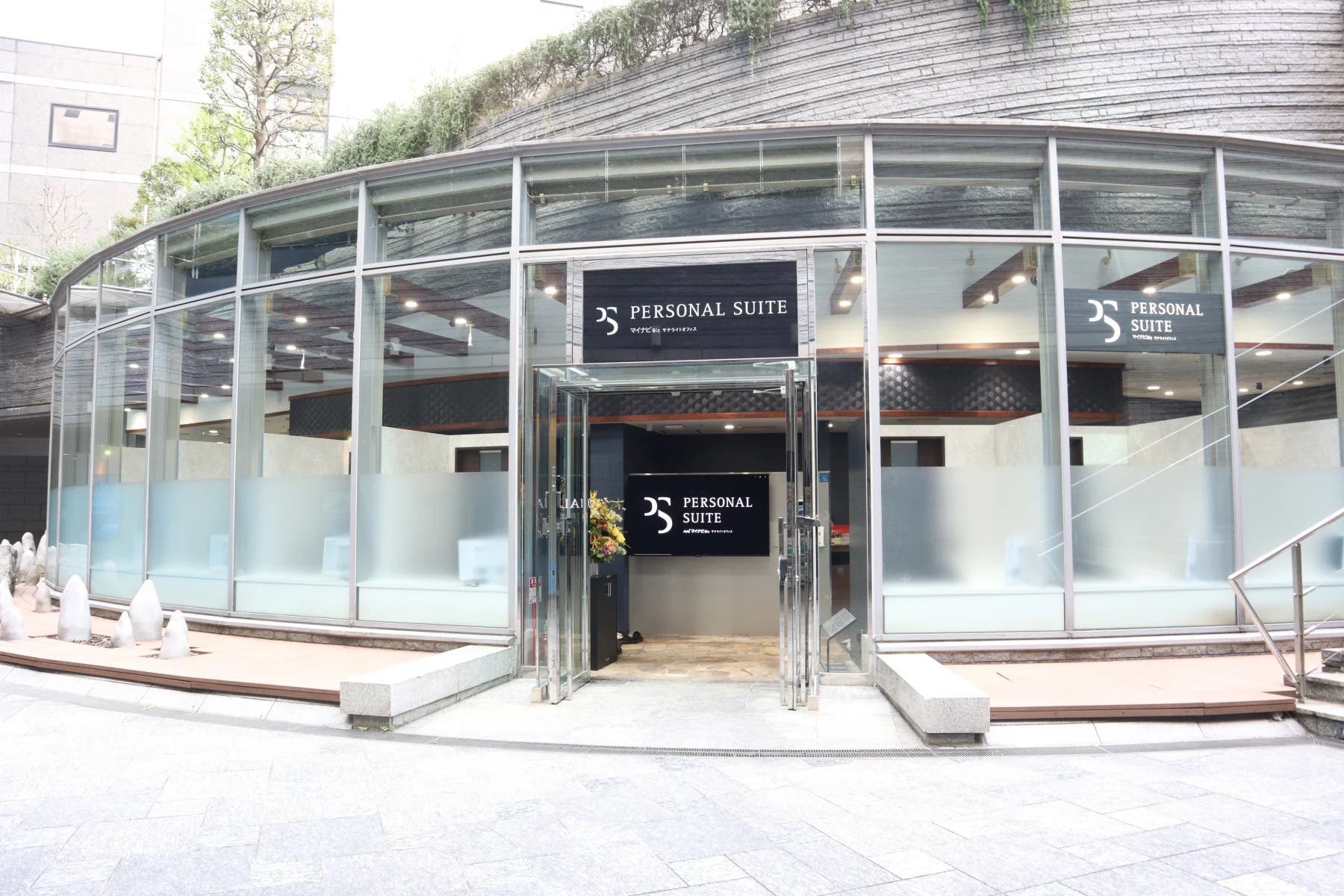 【マイナビBOOTH22】新橋駅直結！全室モニター完備、個室タイプのワークブース☆高速WiFi/フリードリンク付きの写真15