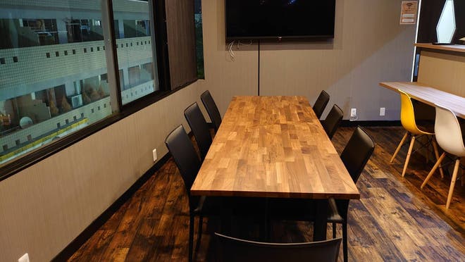 Aimar studio 中野店🌟中野駅徒歩3分🌟業務用キッチン使い放題🍴65型テレビ✨パーティースペース🎡の写真1