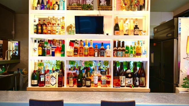 【東武東上線ときわ台駅/徒歩30秒】ガラス張りのおしゃれなバースペースの写真2