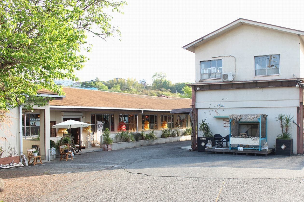 【アウトドアスペース】8x10Mの芝生で小鳥の囀りをBGMにヨガ・ダンス・トレーニング 撮影 PVに！の写真3