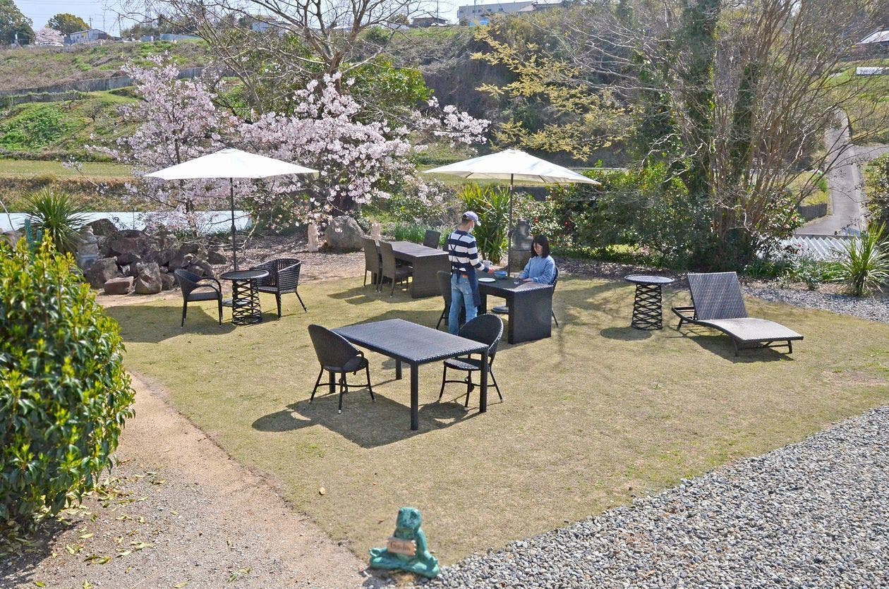 【アウトドアスペース】8x10Mの芝生で小鳥の囀りをBGMにヨガ・ダンス・トレーニング 撮影 PVに！の写真8