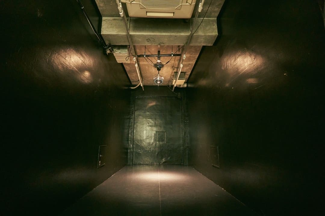 ベストホスト運営✨Tiktok撮影に最適スタジオ！スモークマシン有り・ミラーボールで動画撮影【B1F】ベースカラー：ブラックの写真6