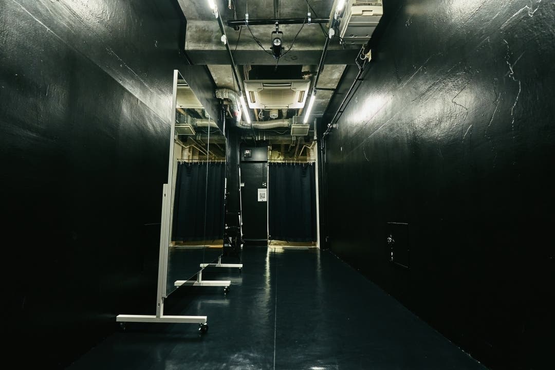 ベストホスト運営✨Tiktok撮影に最適スタジオ！スモークマシン有り・ミラーボールで動画撮影【B1F】ベースカラー：ブラックの写真7
