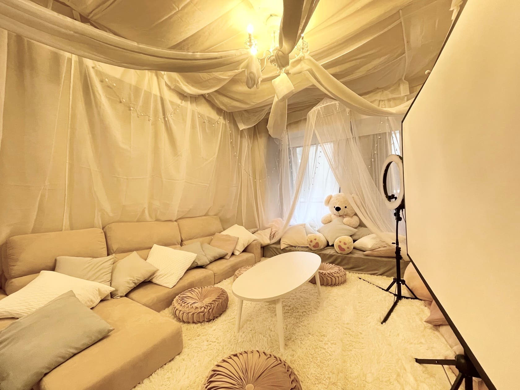 【アソシア-reve新栄】夢のようなお部屋⭐️大型80㌅スクリーン🎬Netflix/Hulu見放題🍿女子会・推し活❤️の写真10