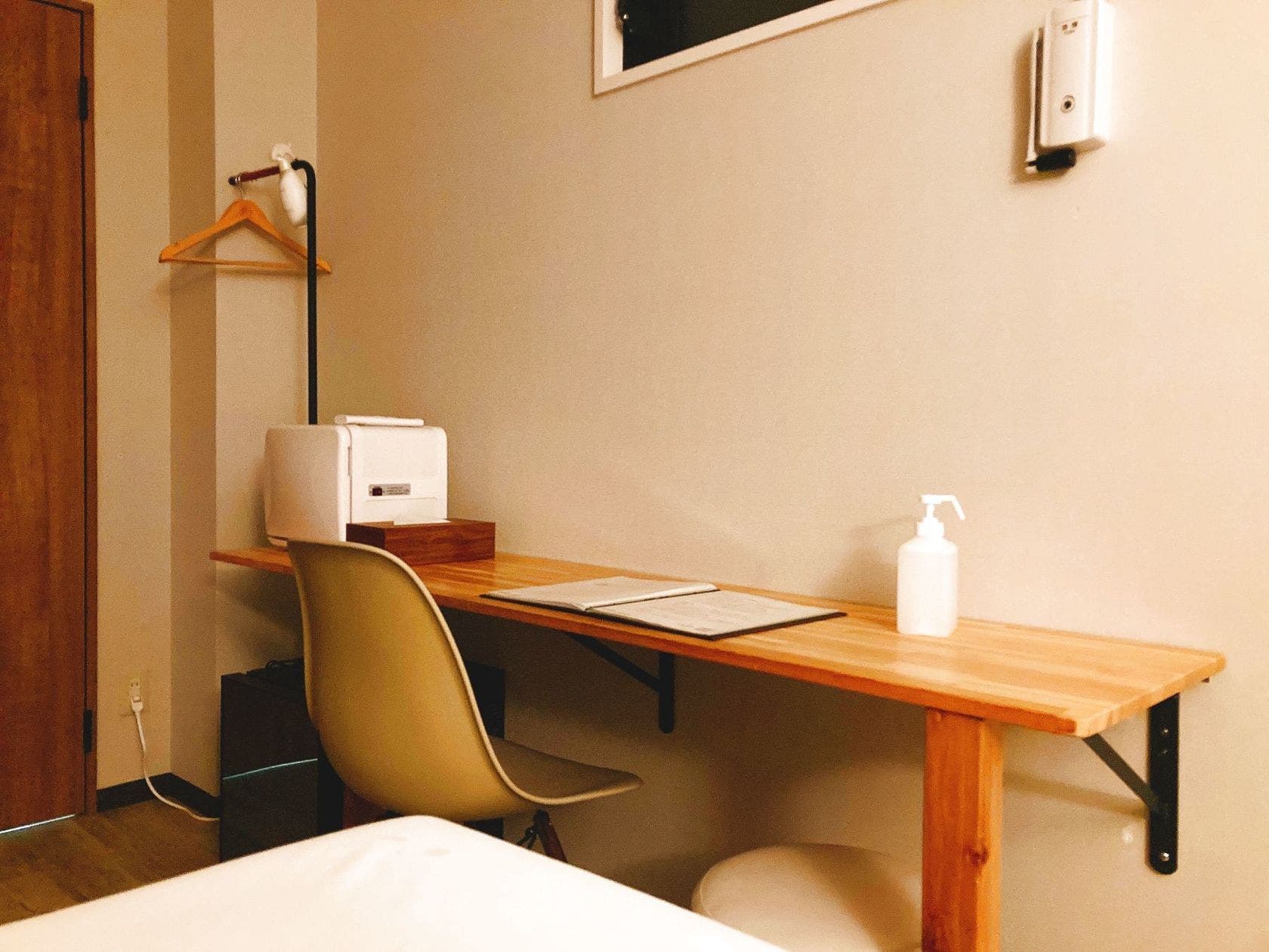 1F・101号室【天神駅 西1出口より徒歩1分】お洒落なホテルの一室をサロンに！の写真3