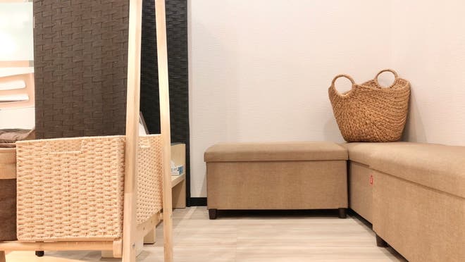 800円/時間~✨梅田1駅の駅近×きれいな個室✨少人数講座・レッスン・教室・映画上映会にも✨LaQoo天神橋三丁目はしっこ個室の写真2