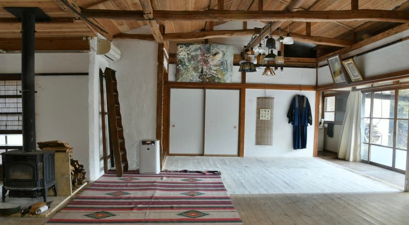 山奥でゆっくり寛げる古民家 キャンプ バーベキュー 撮影 作品制作 など