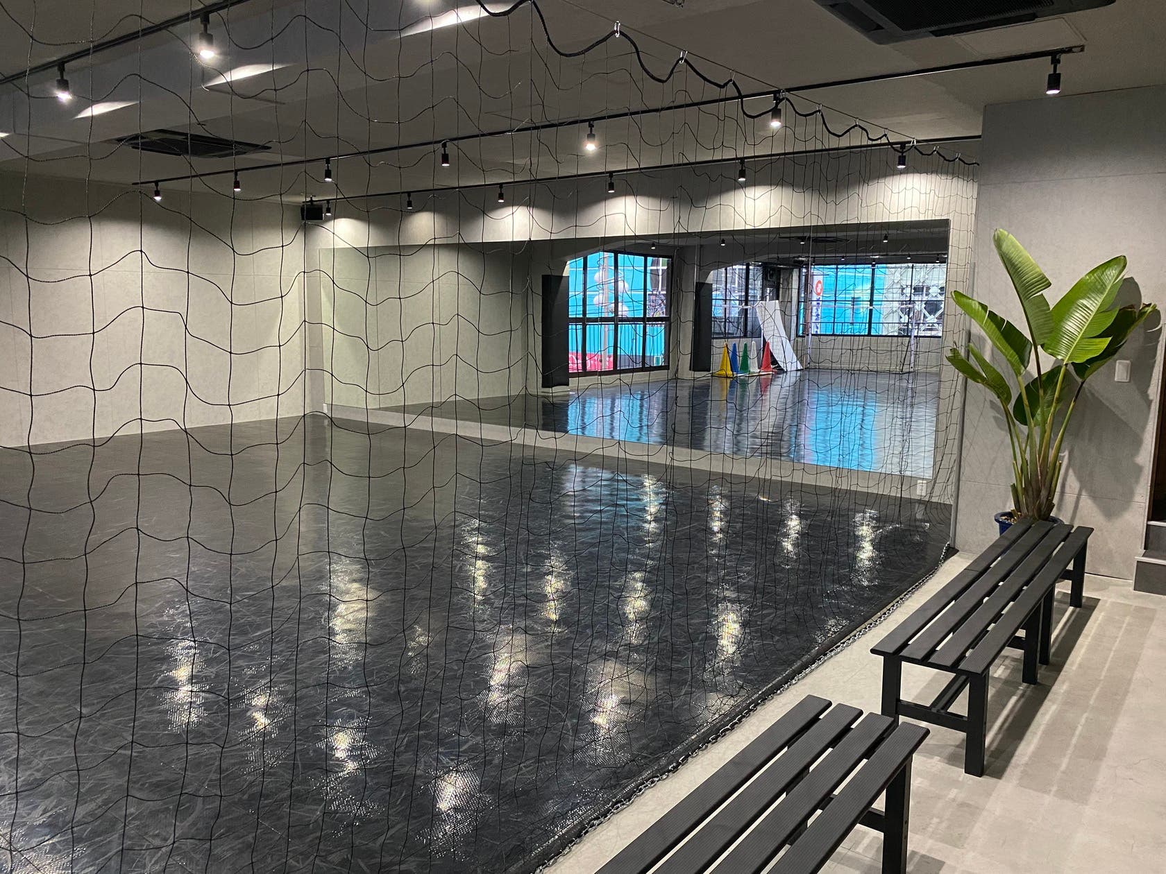 大泉学園駅徒歩1分！国際大会やプロリーグでも使用される最新スポーツコートに観客席を設けたマルチレンタルスペース！の写真8