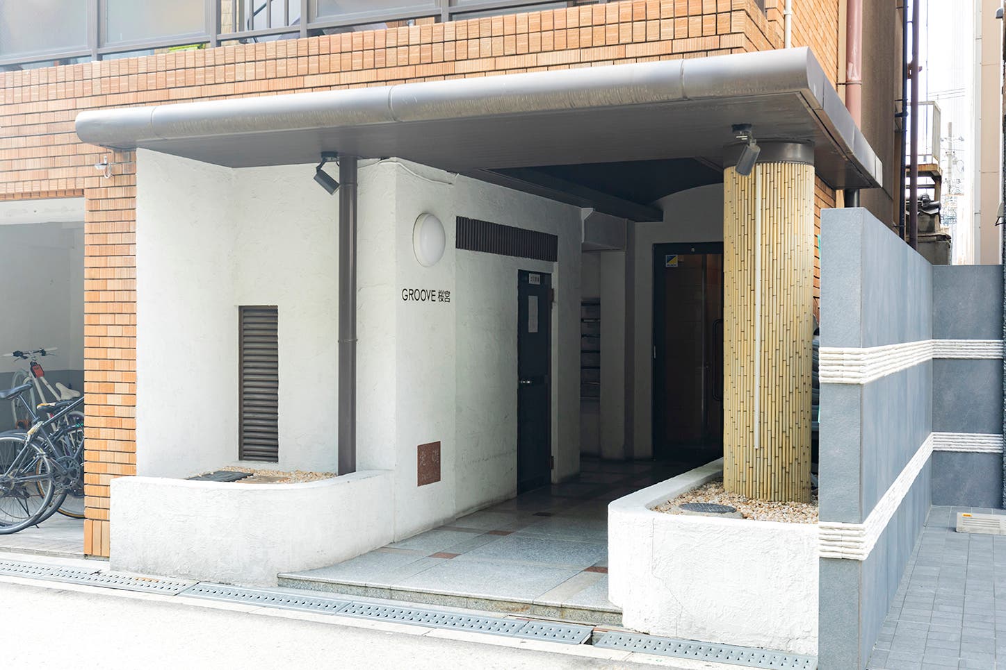 【京橋駅徒歩3分】京橋地域最安値当日予約可能の個室レンタルフィットネスジム！全面鏡張！ヨガやパーソナル可能！の写真10