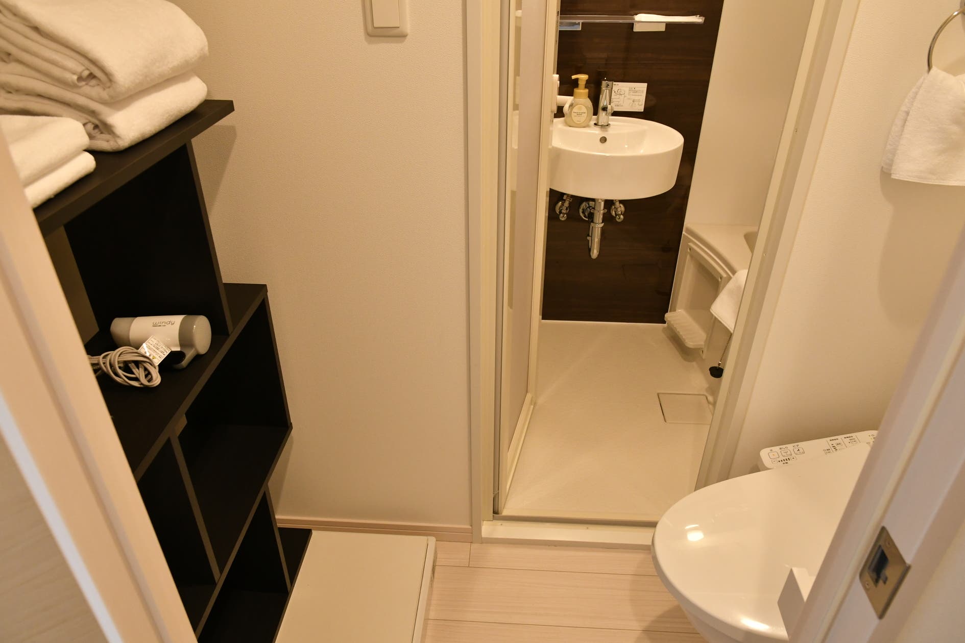 シャワールームの画像1