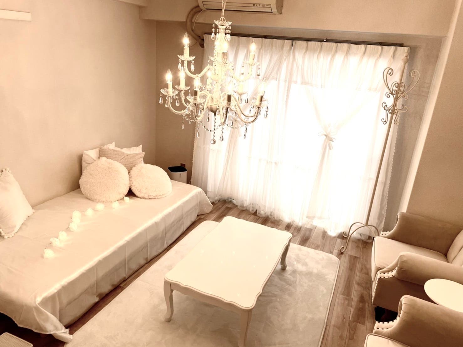 【九州初NUMA部屋】オタクの聖地誕生✨話題の推し不在の誕生会スペースの写真6