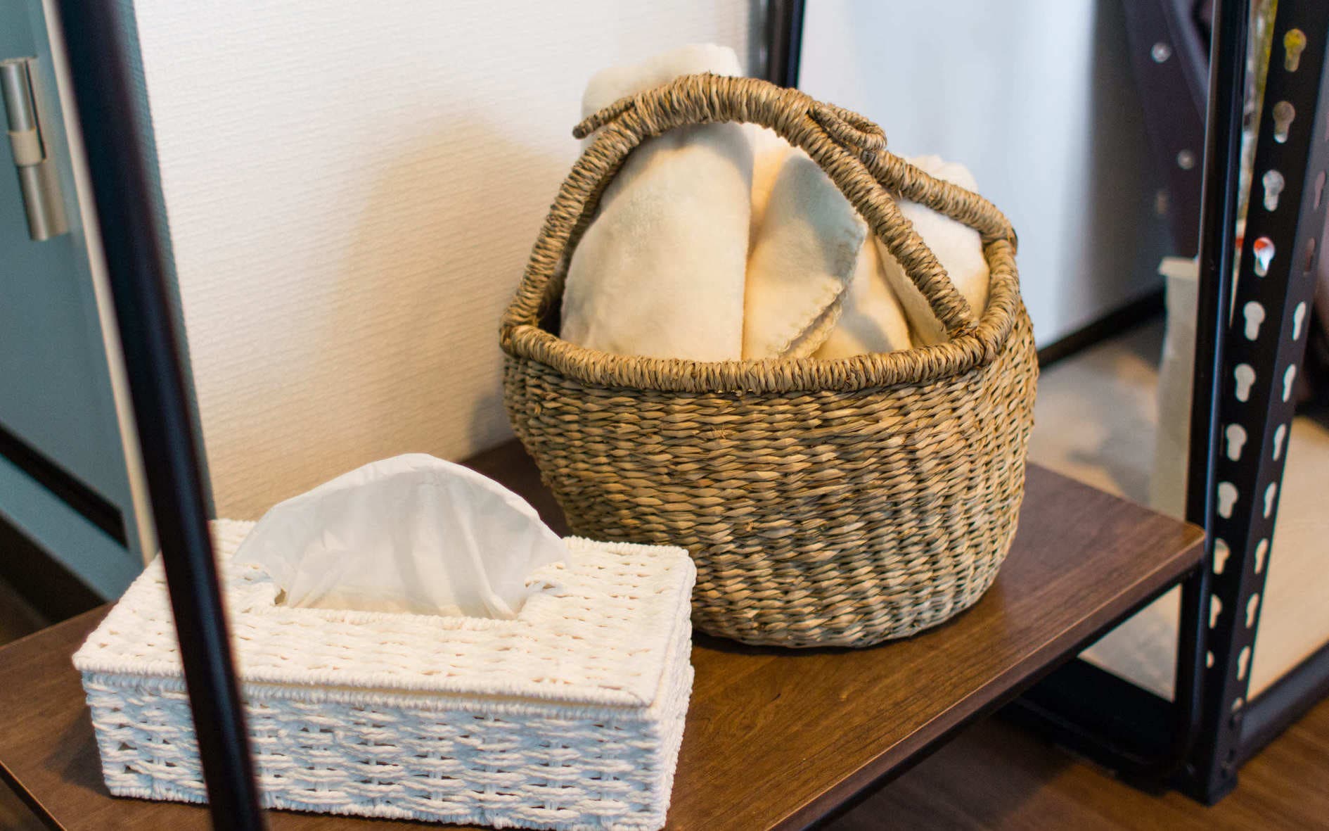 好評営業中♪☆横浜駅徒歩２分☆横浜らしいマリンをイメージした落ち着いた雰囲気のレンタルサロンの写真16