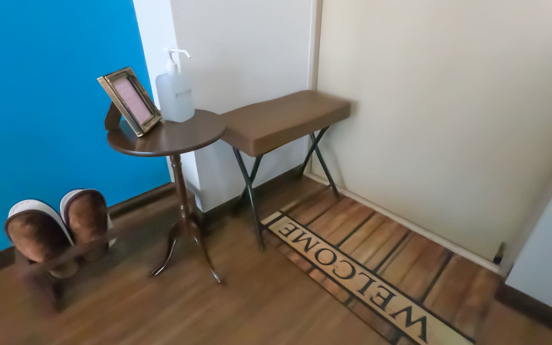 好評営業中♪☆横浜駅徒歩２分☆横浜らしいマリンをイメージした落ち着いた雰囲気のレンタルサロンの写真10