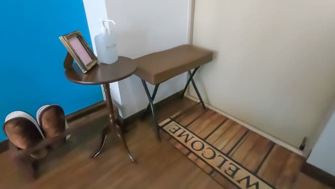 好評営業中♪☆横浜駅徒歩2分☆横浜らしいマリンをイメージした落ち着いた雰囲気のレンタルサロンの写真10