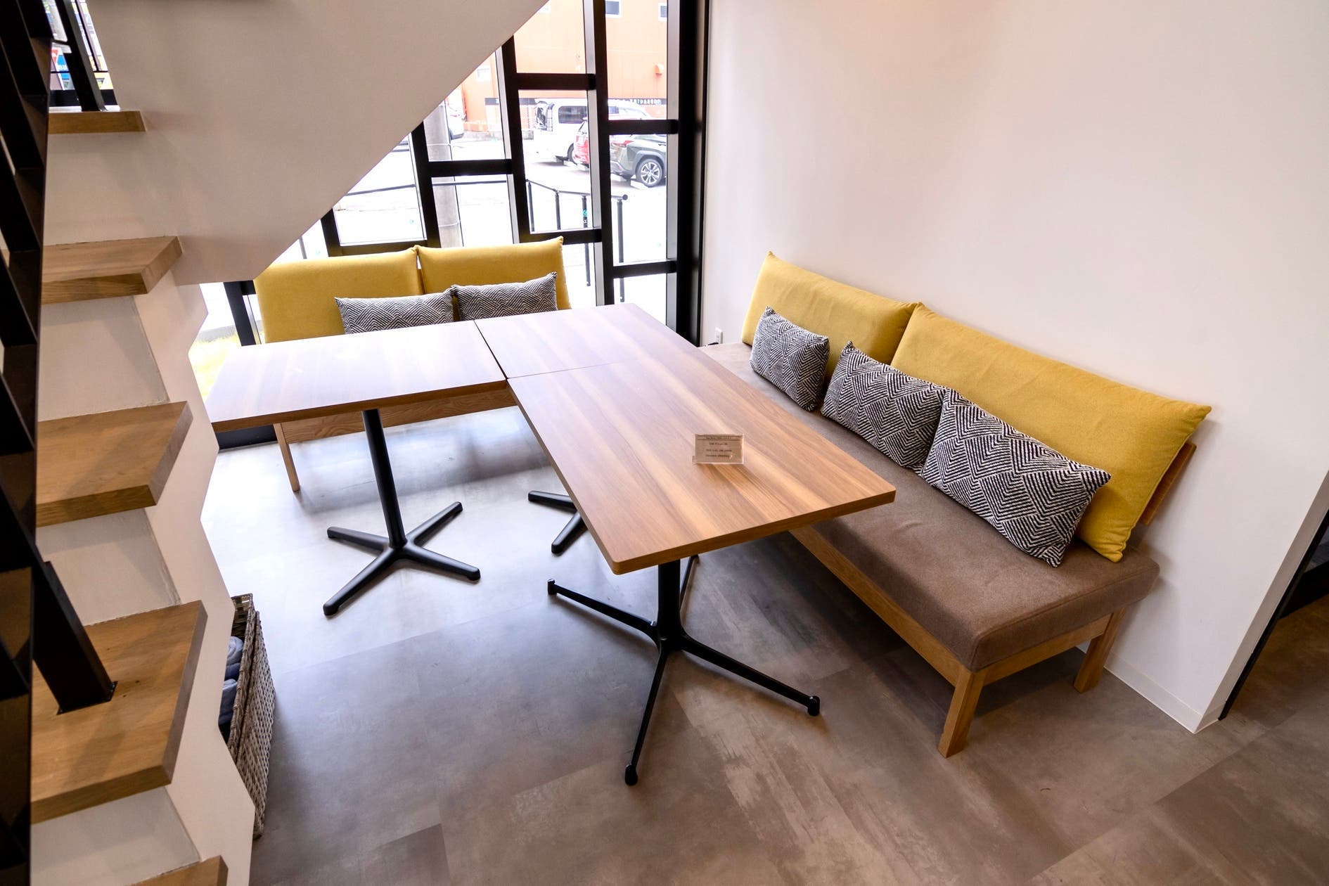 原駅徒歩3分。全面ガラス張りの明るいカフェを丸ごとレンタルプラン！の写真6