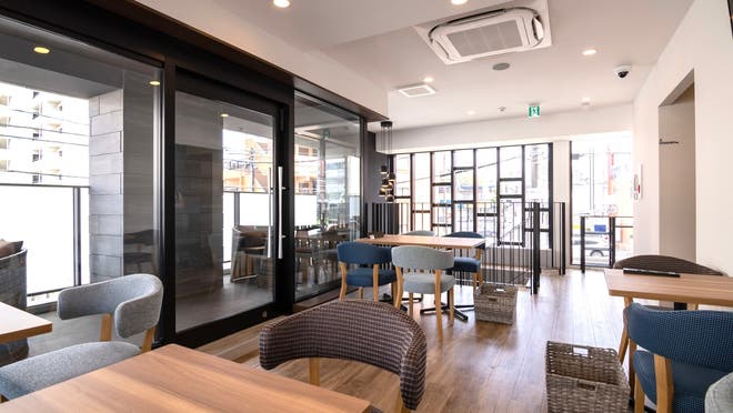 原駅徒歩3分。全面ガラス張りの明るいカフェを丸ごとレンタルプラン!の写真15