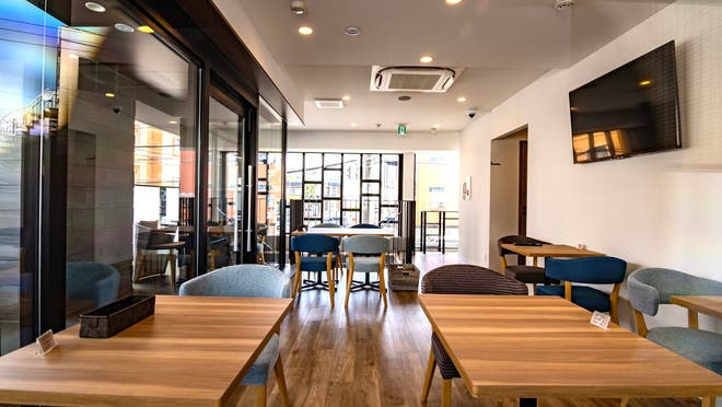 原駅徒歩3分。全面ガラス張りの明るいカフェを丸ごとレンタルプラン!の写真16