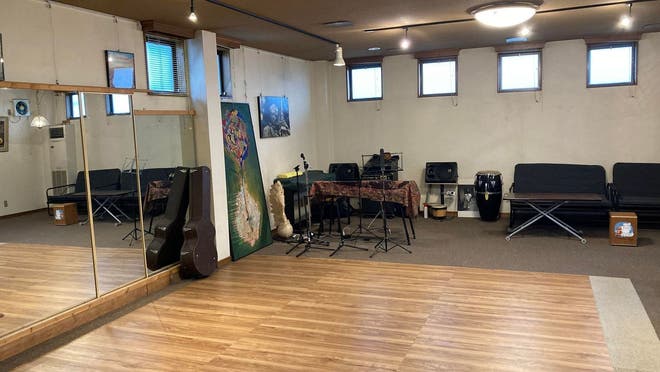 カフェの2階にあるフリースペースを貸します。の写真1