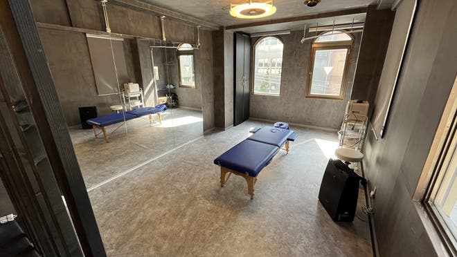 ❄️スマート空調で入室時から快適!秋葉原の広々モダン空間✨🚪施術/フィットネス/交流会/撮影に🧘♀️📷の写真2