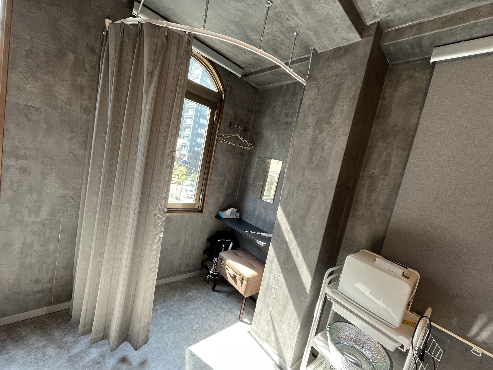 ❄️スマート空調で入室時から快適！秋葉原の広々モダン空間✨🚪施術/フィットネス/交流会/撮影に🧘‍♀️📷の写真7