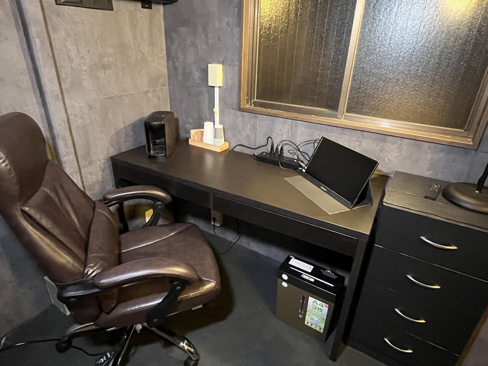 ❄️スマート空調で入室時から快適！秋葉原の広々モダン空間✨🚪施術/フィットネス/交流会/撮影に🧘‍♀️📷の写真5