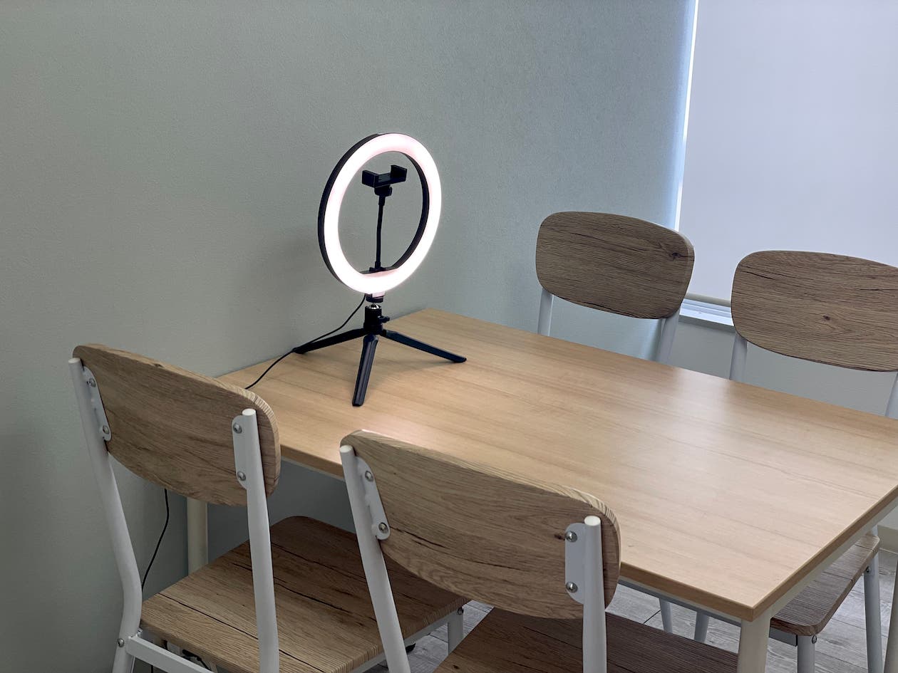 🎊好立地🎊｜🉐格安｜小田急線・町田駅2分❗｜高速WiFi⚡｜個室｜土足🆗｜24h｜Colormell 町田東店【B室】［〜4名］の写真5