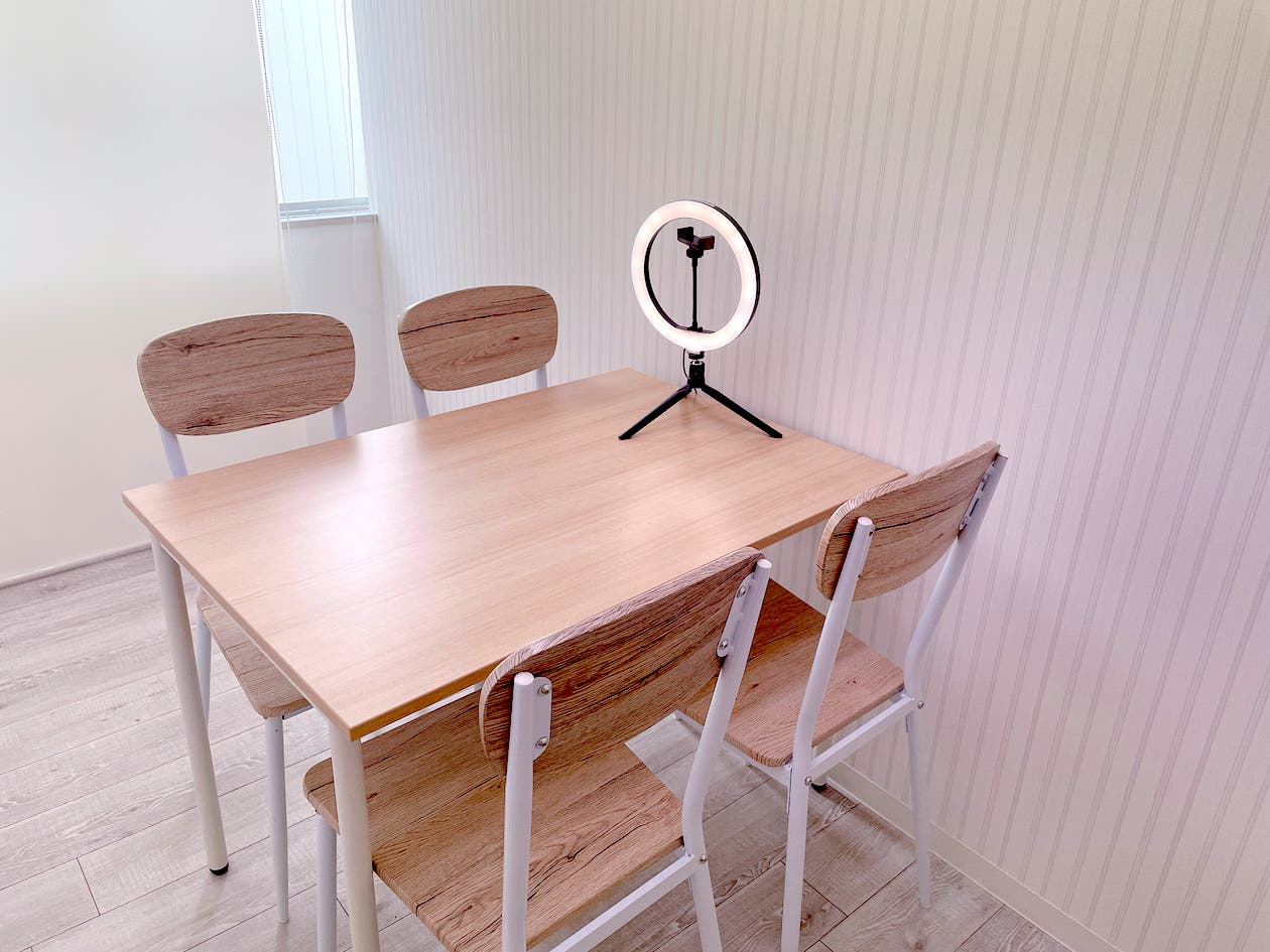 🎊好立地🎊｜🉐格安｜小田急線・町田駅2分❗｜高速WiFi⚡｜個室｜土足🆗｜24h｜Colormell 町田東店【E室】［〜4名］の写真5