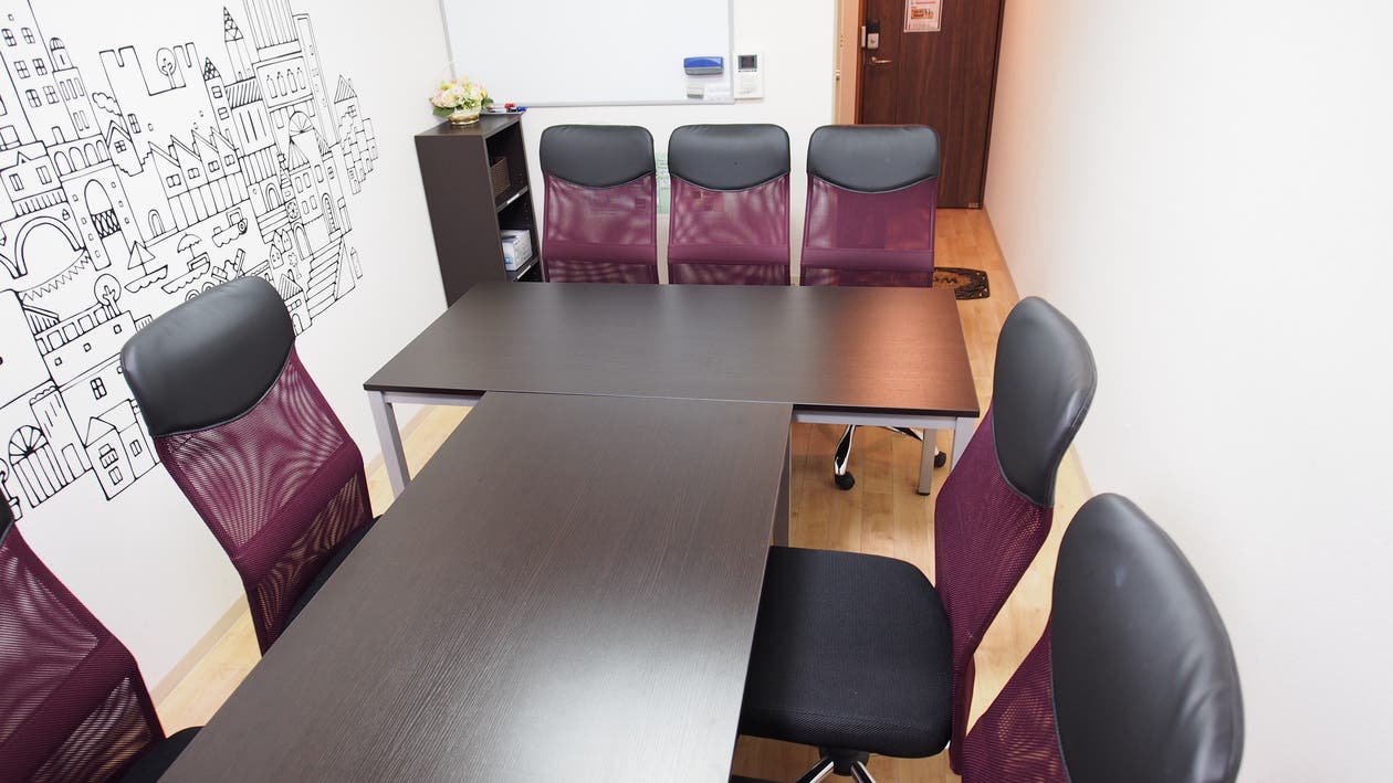 【ベネチア】新宿駅徒歩1分／ Wi-Fi(光回線)  プロジェクター ホワイトボード  12人利用可 テレワーク・web会議の写真7