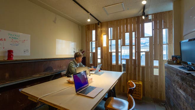 <★貸し切り会議・小規模イベントに最適★>門司港駅から徒歩7分、収容人数約10名のこじんまりとしたスペースですの写真3