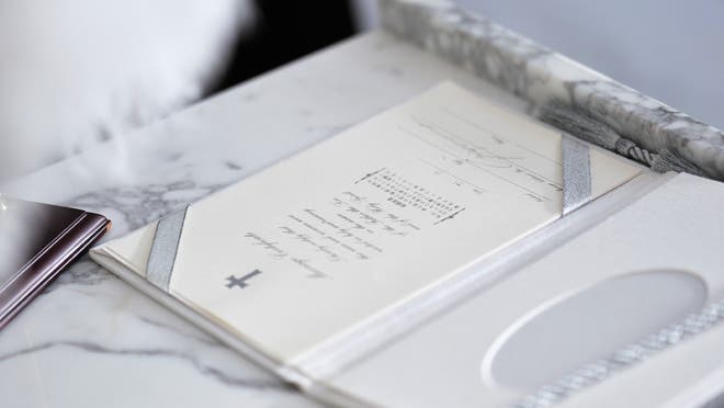 南浦和駅 徒歩8分 送迎バスあり スチール撮影 ムービー撮影 可能 最大90名 天空のチャペルの写真3