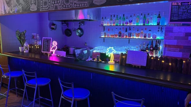 イベントやサークル交流会に最適!!京都西院隠れ家BAR(お得な飲み放題プラン有♪)講演会/女子会/PARTYの写真2