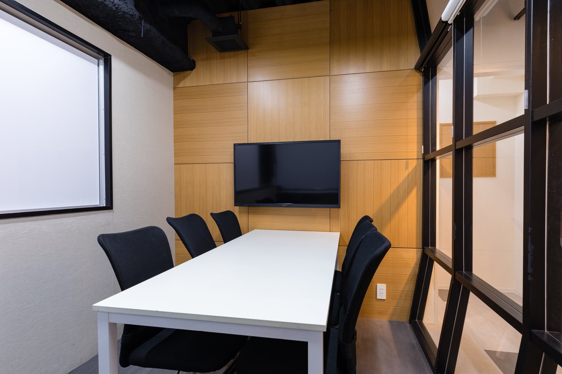 ミーティングルーム(5階)の写真1