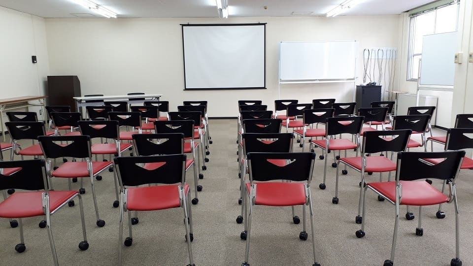 大阪長堀 貸会議室 【８階】Ｃ会議室 　駅から近く場所がわかりやすい長堀通り沿いの写真4