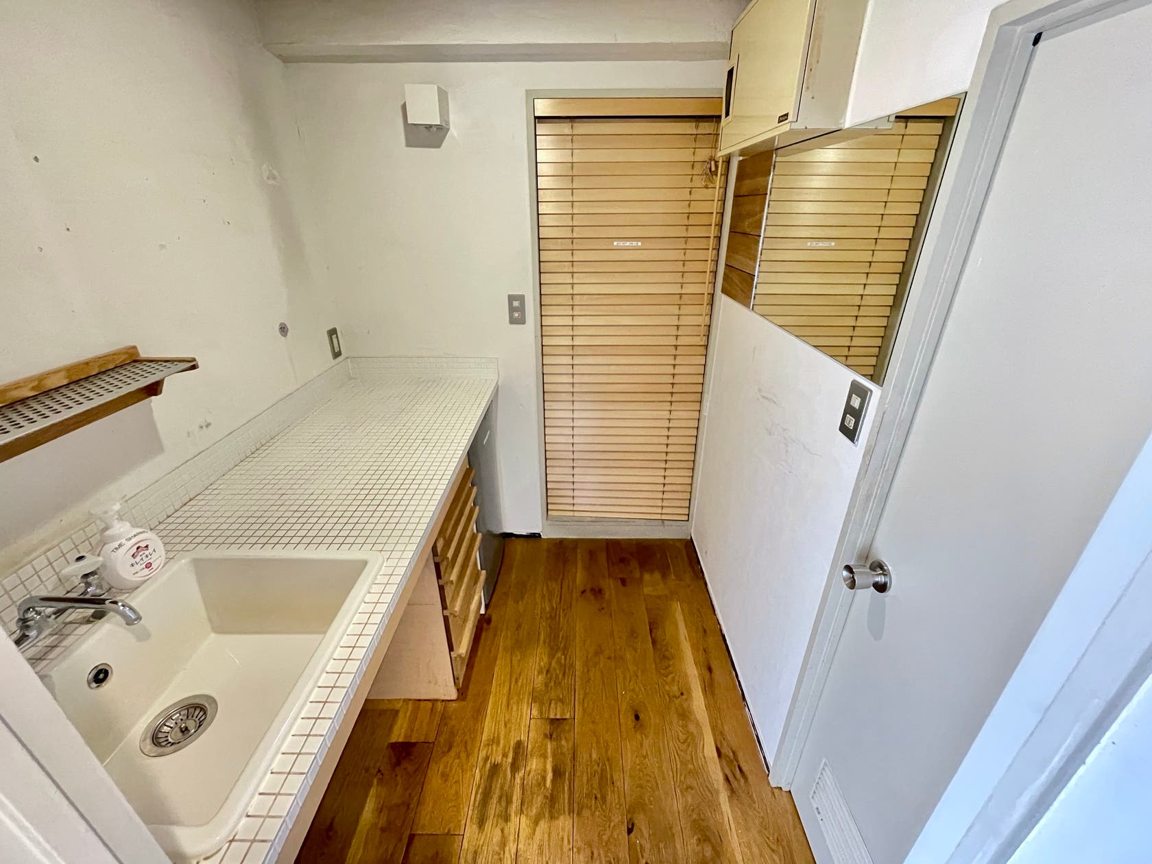 1001【新宿御苑前駅2分】4000円/1h★自然いっぱいの眺望×10階◎備品全て無料・最大23名着席可のおしゃれスペース♪の写真18