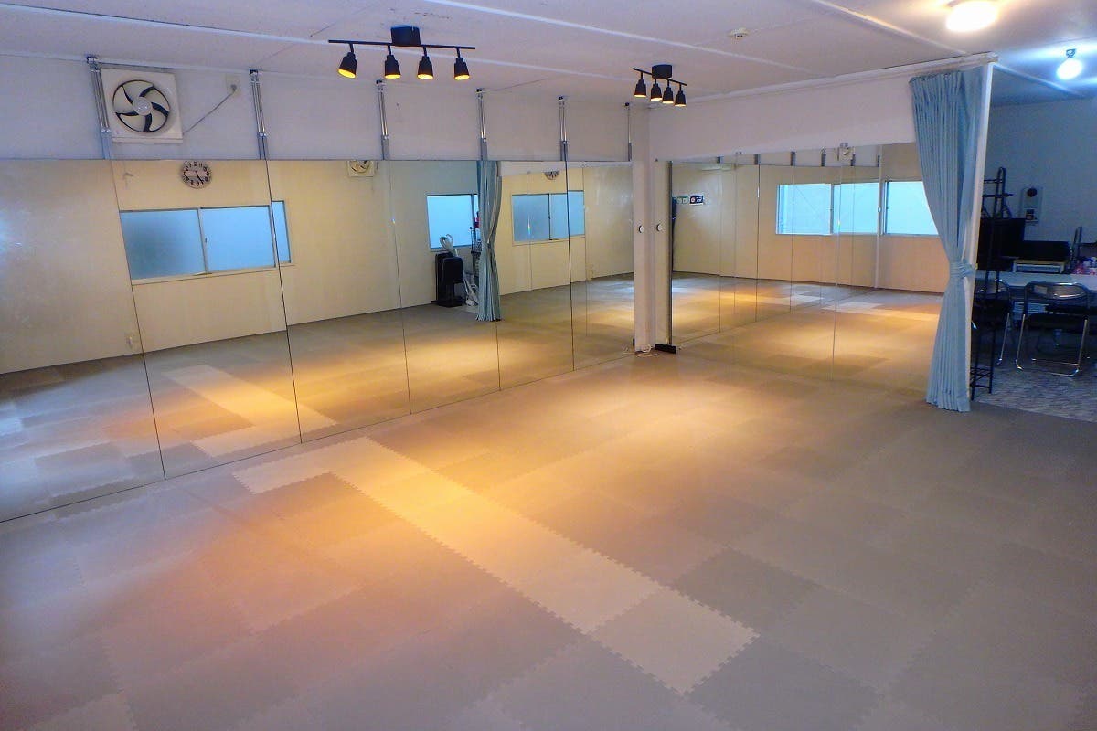 【床マット新品交換！】トレーニング・ヨガ・ダンスができる多目的レンタルスペース☆彡S&Fスタイル堺筋本町の写真19