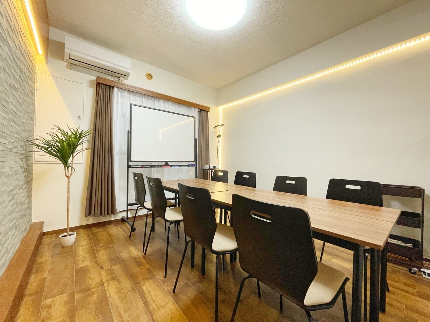 【名駅 AKI-Salon】🌸東山線1番出口徒歩2分🌸エステ研修・整体/セミナー/面談･面接/自習室/YouTube撮影もOK！の写真9