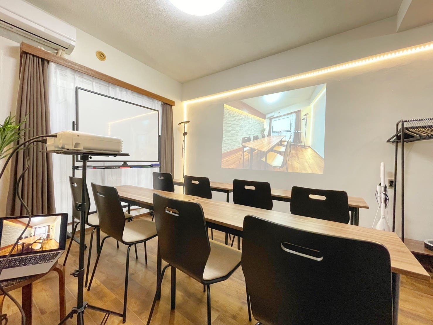 【名駅 AKI-Salon】🌸東山線1番出口徒歩2分🌸エステ研修・整体/セミナー/面談･面接/自習室/YouTube撮影もOK！の写真1