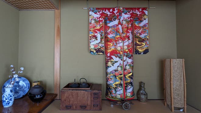 【撮影やパーティ利用が人気!】薪ストーブのある広いリビング、茶器を備えた和室のある大邸宅☆撮影利用が人気です!の写真11