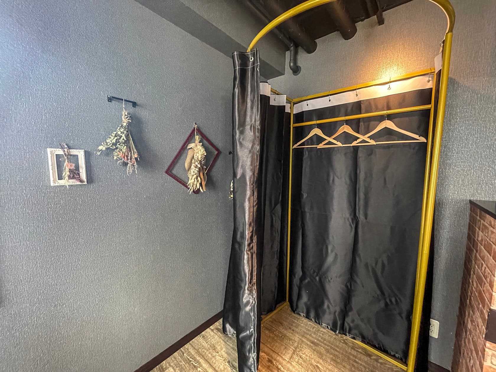 着替え用フィッテングルーム貸し出しの画像1