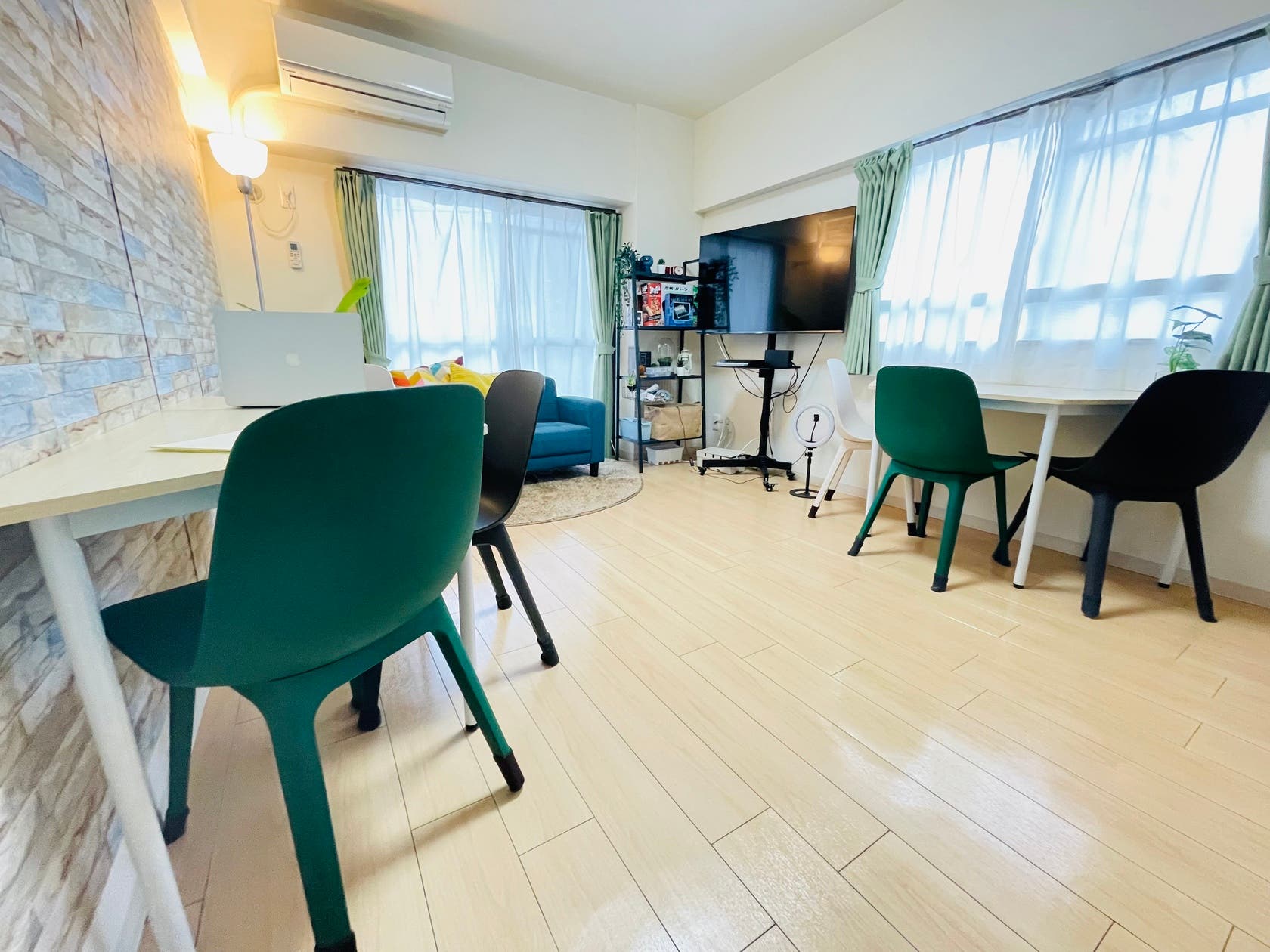 【SYUN@ROOM/フィット薬院】薬院駅2分❗️平日1時間1000円🉐多目的レンタルスペース✨面談💼パーティ🥂撮影📸映画🎥の写真9