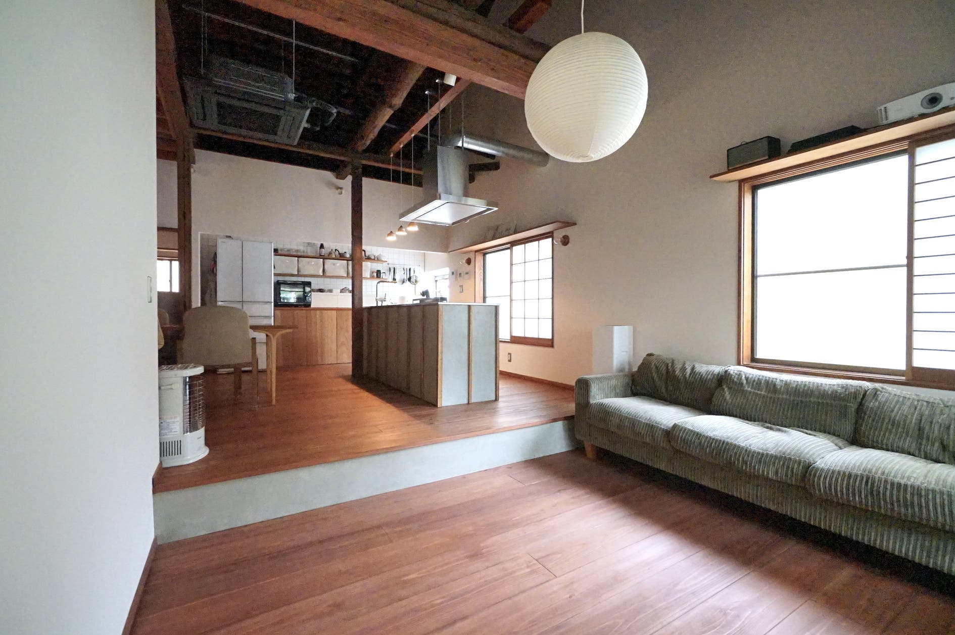 【築90年ハウススタジオ】さんかく屋根の古民家の写真6