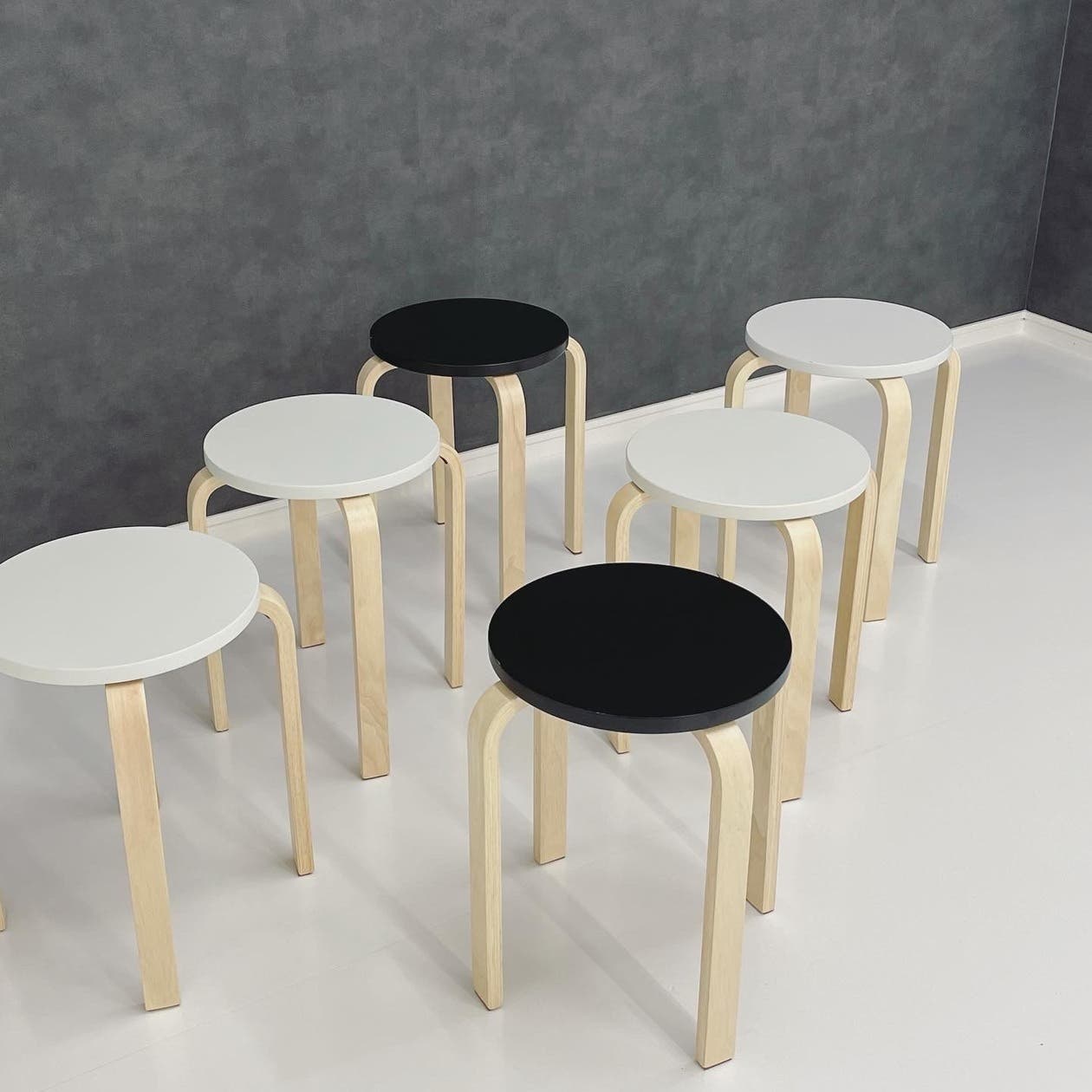 無料貸し出し　⑨スタッキングチェアの画像2