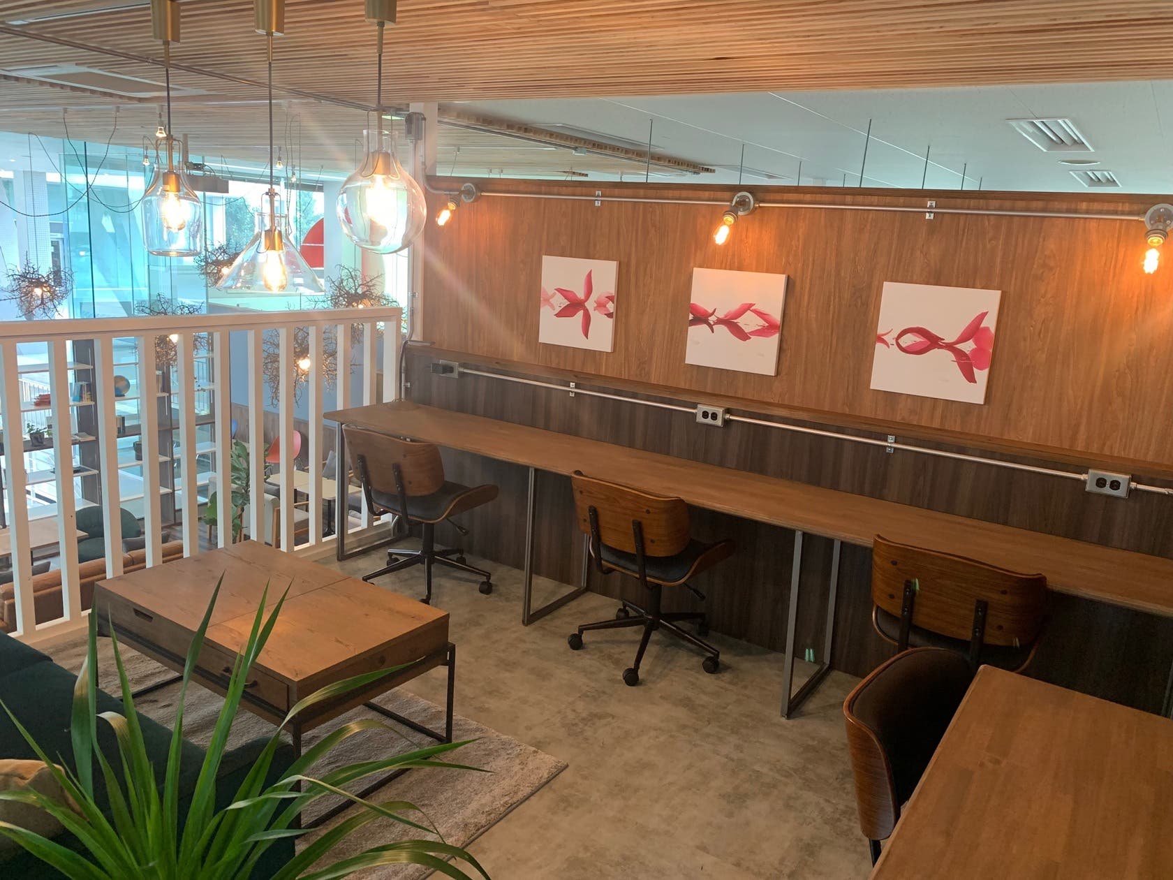 📚セミナーやパーティーなど🥂【那覇市おもろまち周辺】おしゃれなカフェ風☕レンタルスペースの写真6